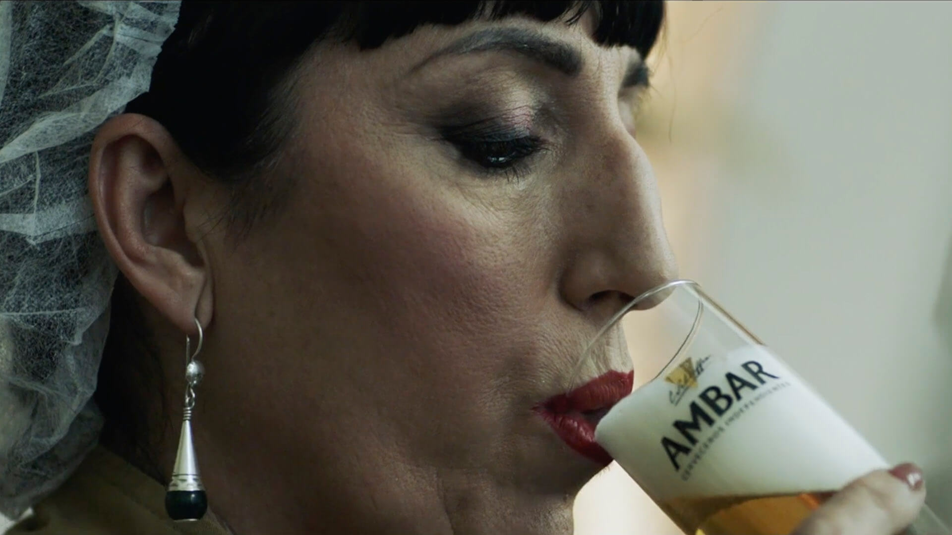 Ambar, Trailer Haciendo Cerveza - Blank Films
